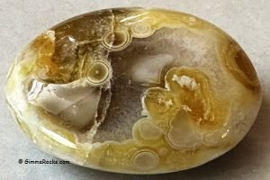 Agate Varieties by Colors, Optical Effects, and Patterns